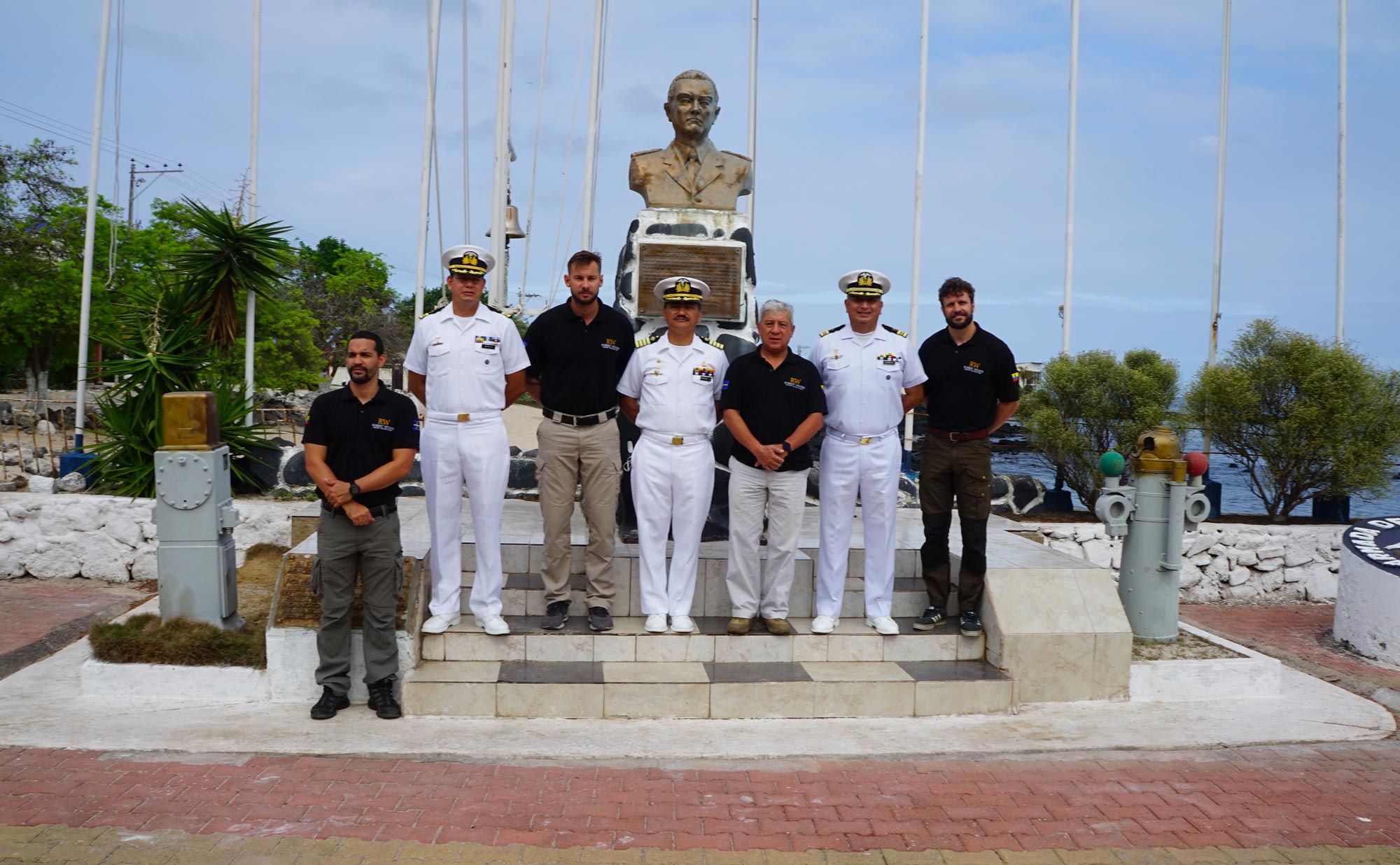 RWMT News: Visiting the Ecuadorian navy's main base in the Galápagos