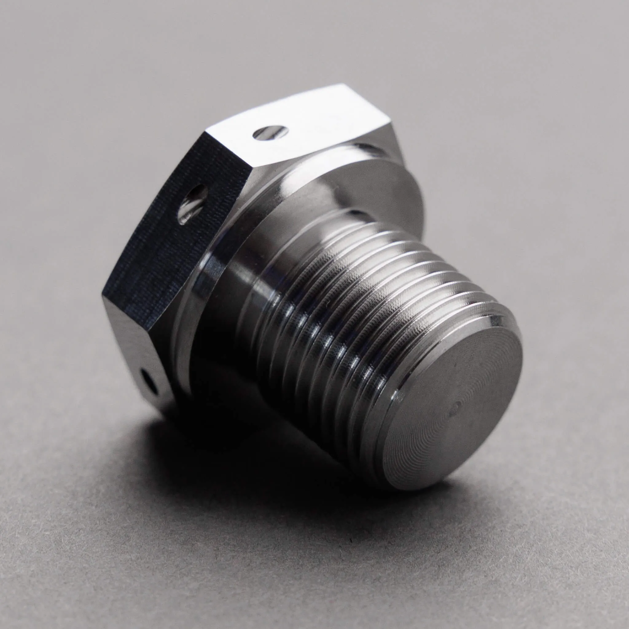 6 Axis Turn-Mill Services for Cylindrical Intricate Designs