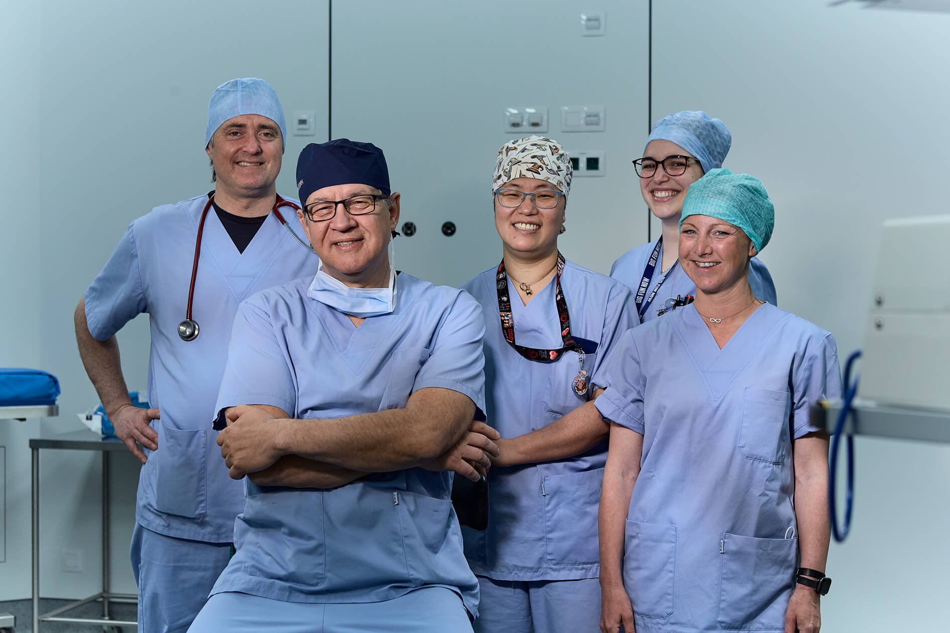 Dr. Ioan DUNCA - Chirurgien orthopédiste Bruxelles - Épaule | Genou ...