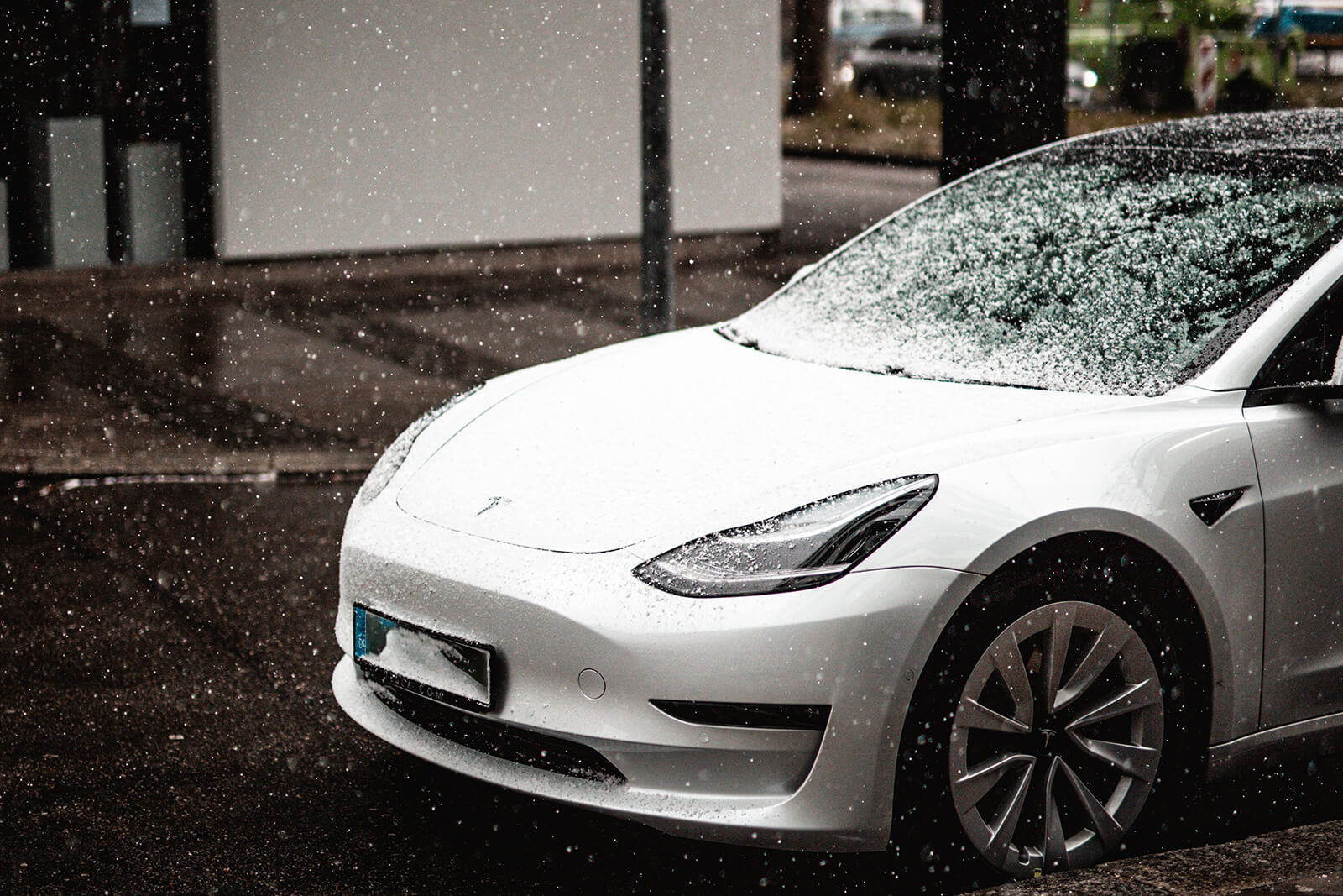 Electric Cars in Winter: Essential Winter Driving Tips | Car Sloth