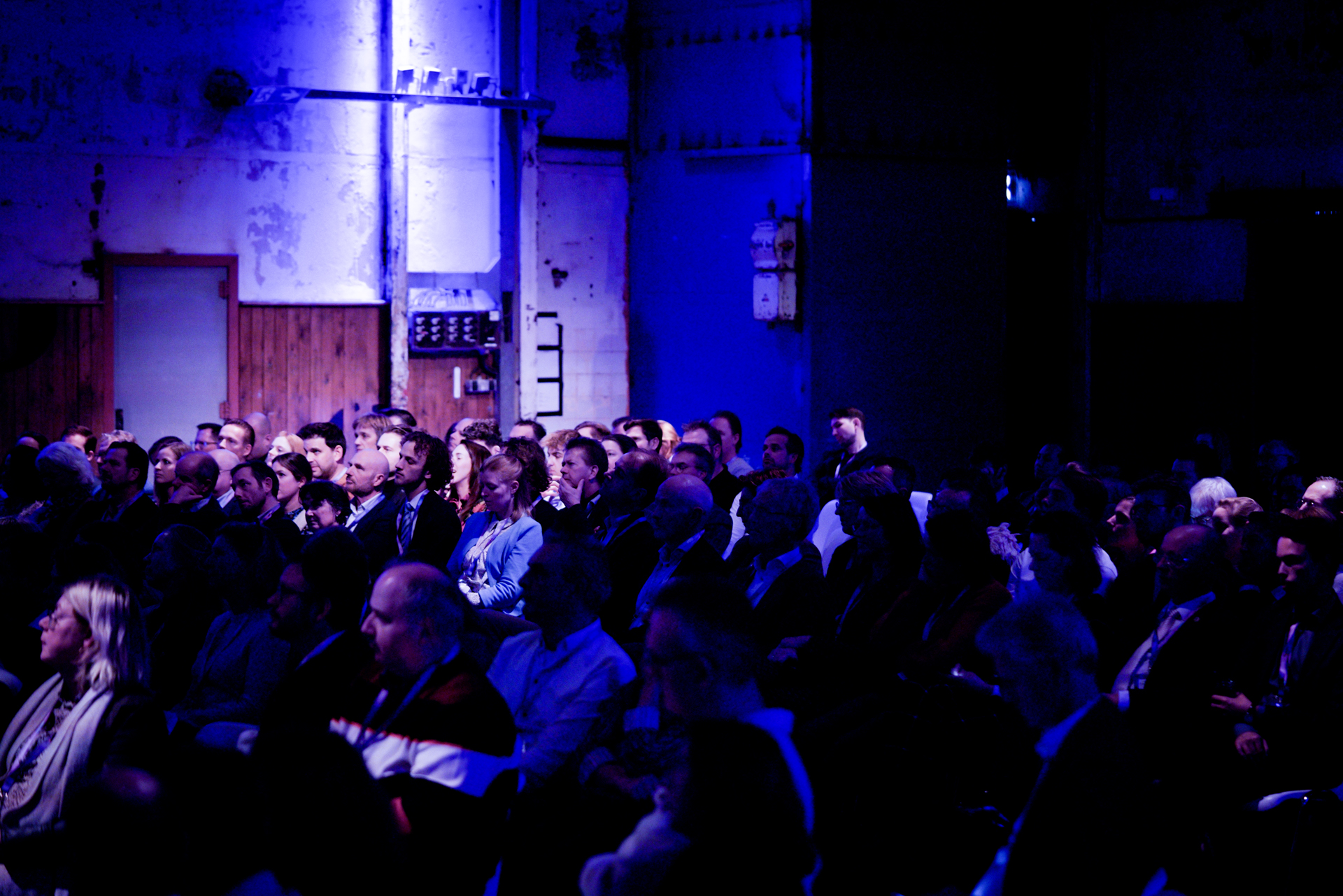 Laten we samenwerken aan de politieke besluitvorming van de toekomst!