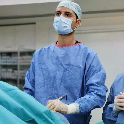 Doctor Andrei Popescu, Medicine