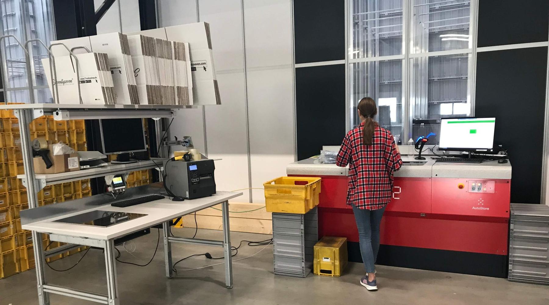 Efficient Warehouse Packing Stations: A Step-by-Step Guide