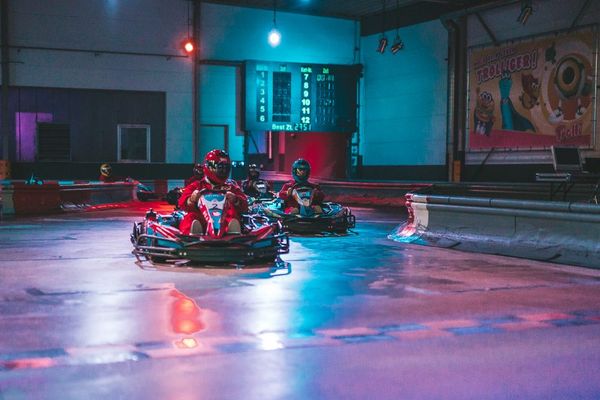 Go Karting in Cologne | Surf Office
