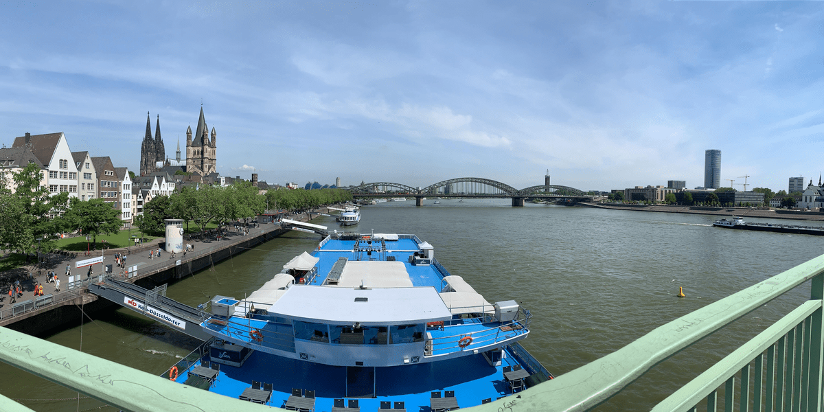 Stand-Up Paddleboarding in Cologne | Surf Office