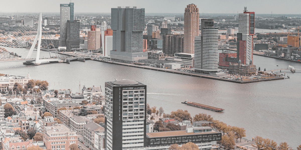 Amphibious Water Bus in Rotterdam | Surf Office