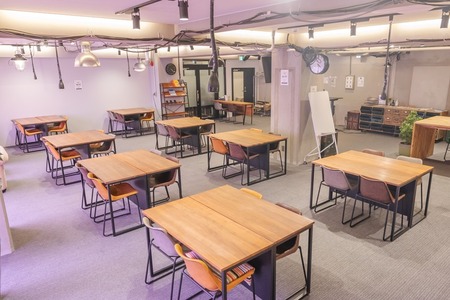 10 Best coworking spaces in Osaka, Japan | Surf Office