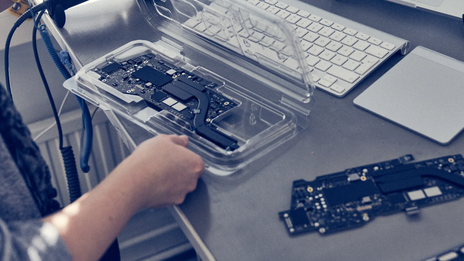 Multi-Brand Authorized Repair Software