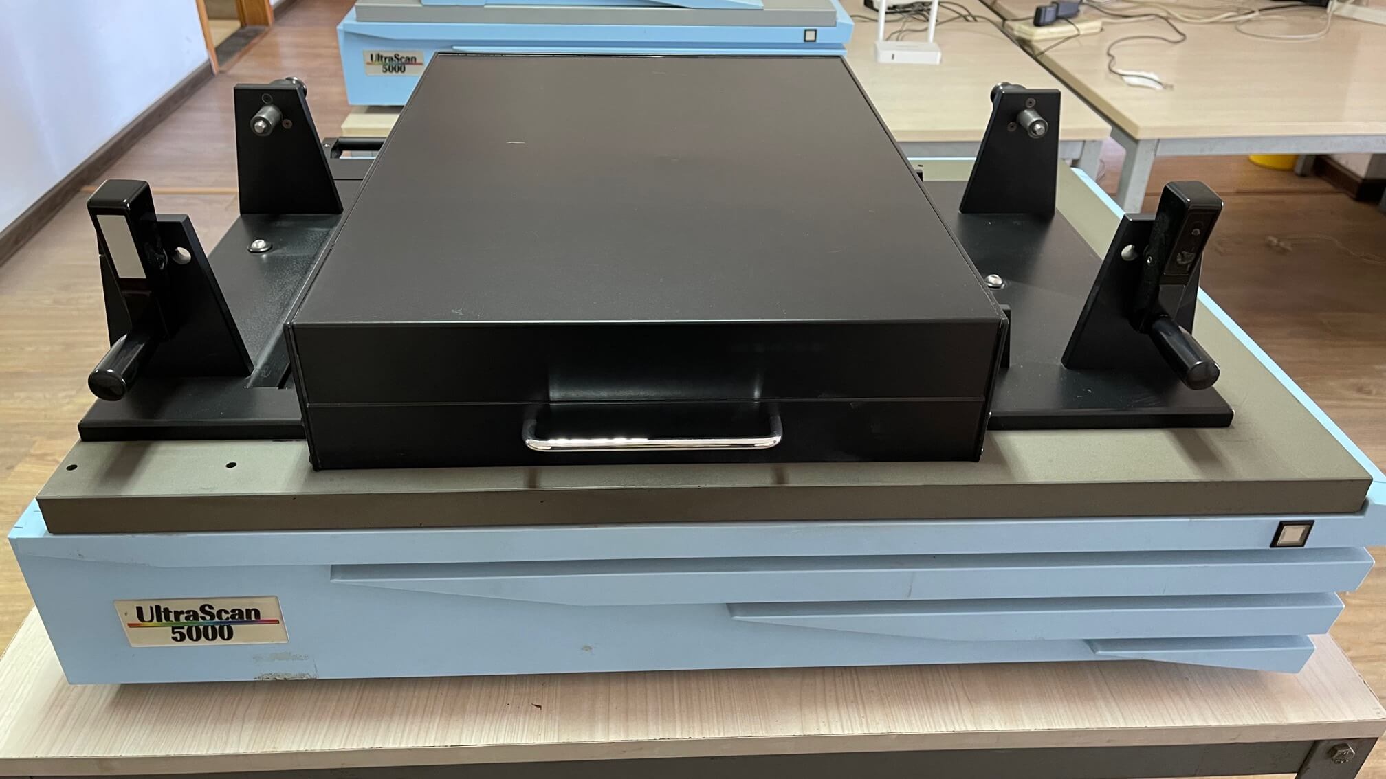 UltraScan5000-Manual_RFU | Photogrammetric Film Scanner