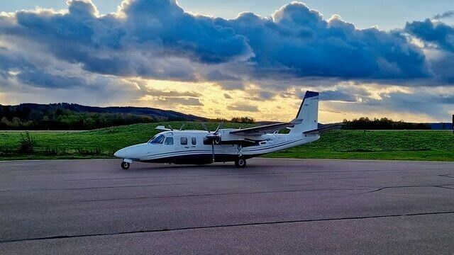 1980 Twin Commander 690C | Aircraft