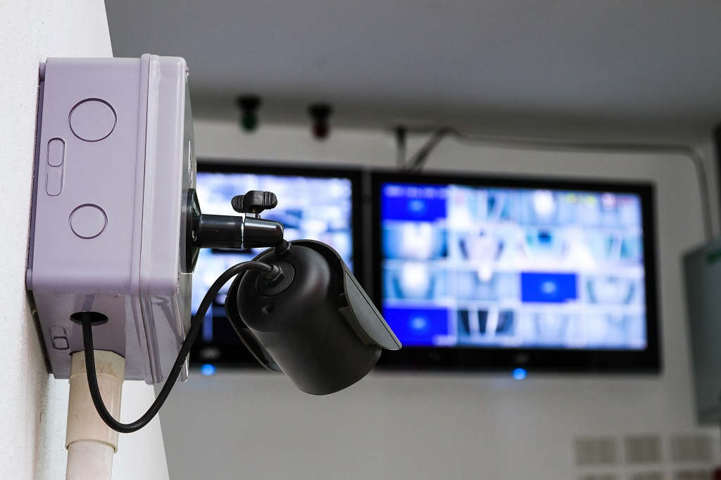 5 Benefits of Security Cameras For Your Apartment Complex