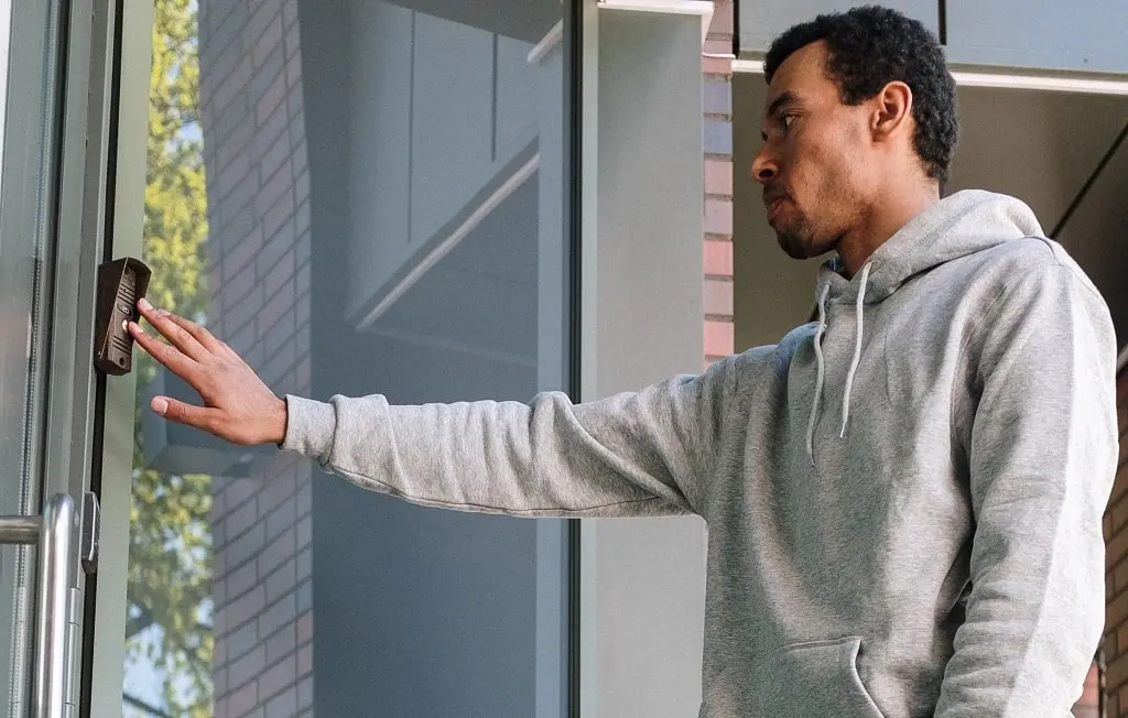 5 Best Intercom Systems for Business [2023 Edition]