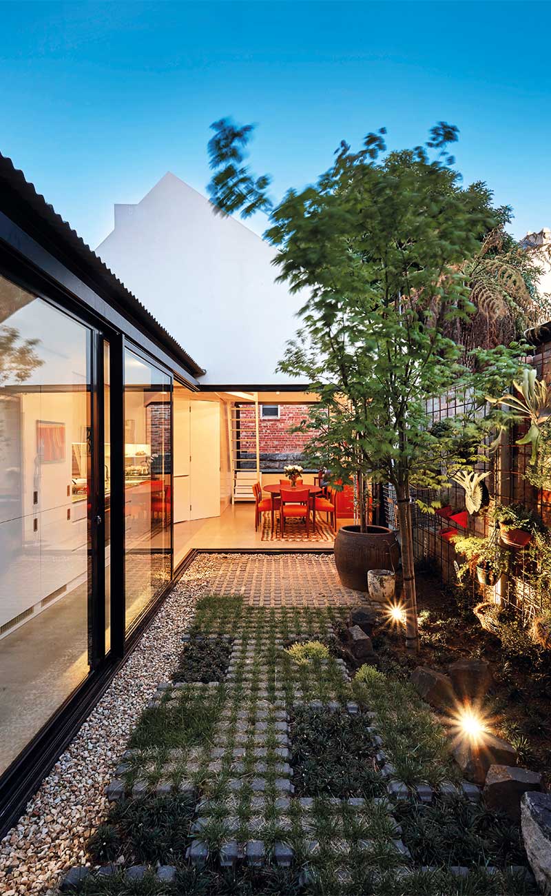 Extending An Alleyway House To Its Limit | Inspiration & Advice