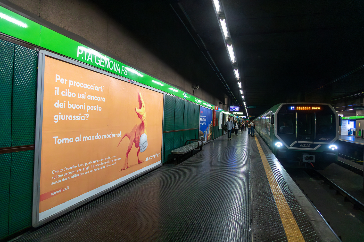 Torna al mondo moderno! La nostra prima campagna out of home | Coverflex