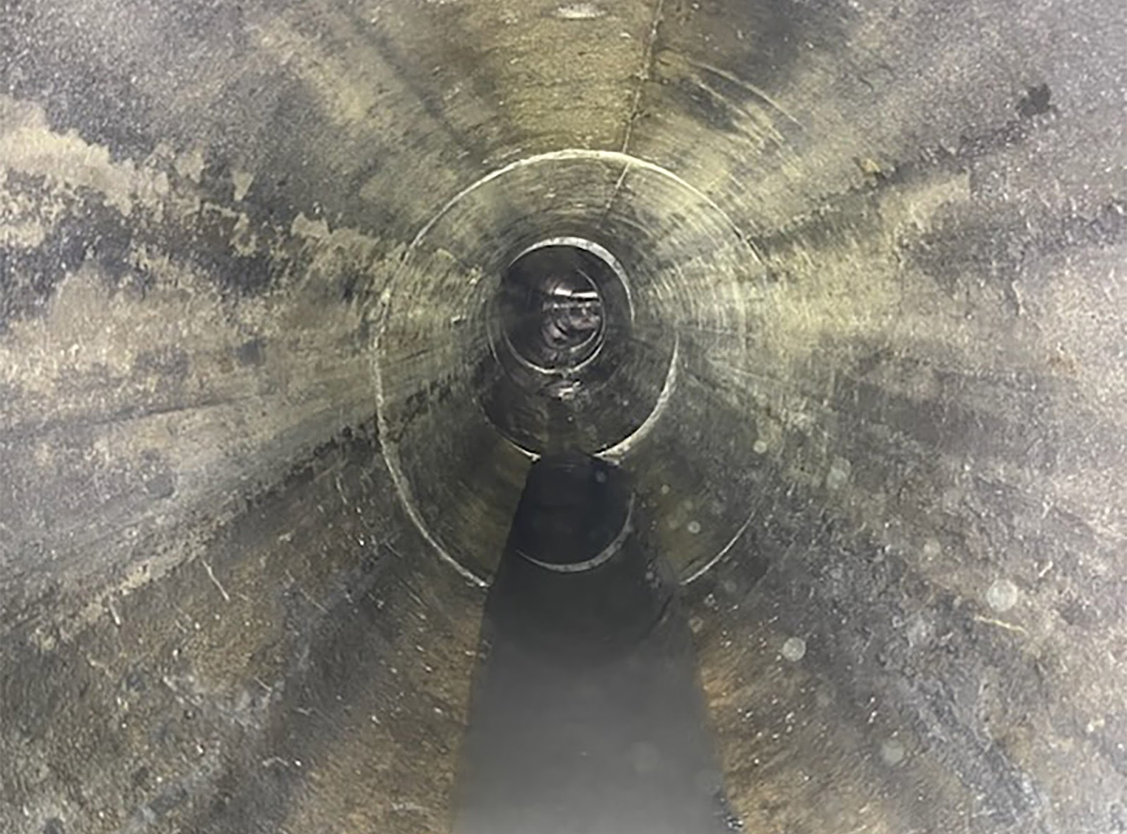 Heavy Pipe Cleaning: A Debris Filled Challenge