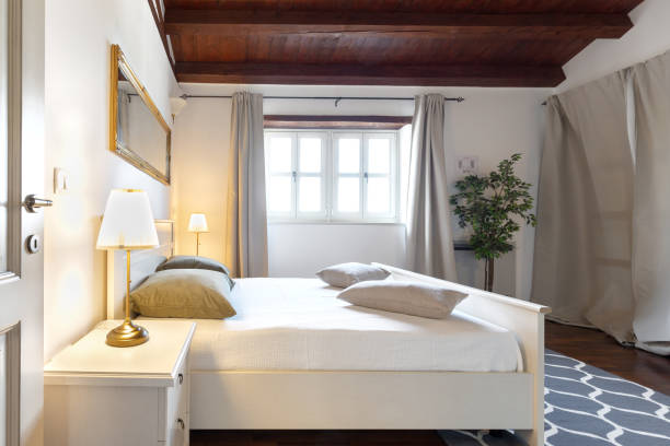 10 Small Bedroom Ceiling Design Ideas