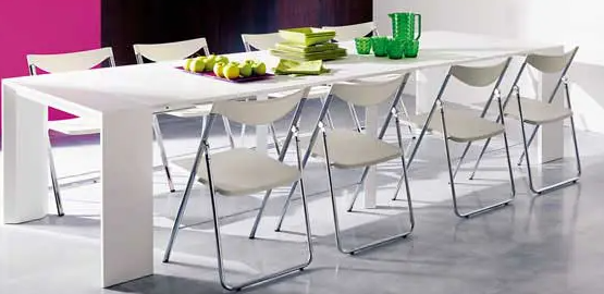 11 Expandable Dining Tables To Help You Make Space AND Save Space