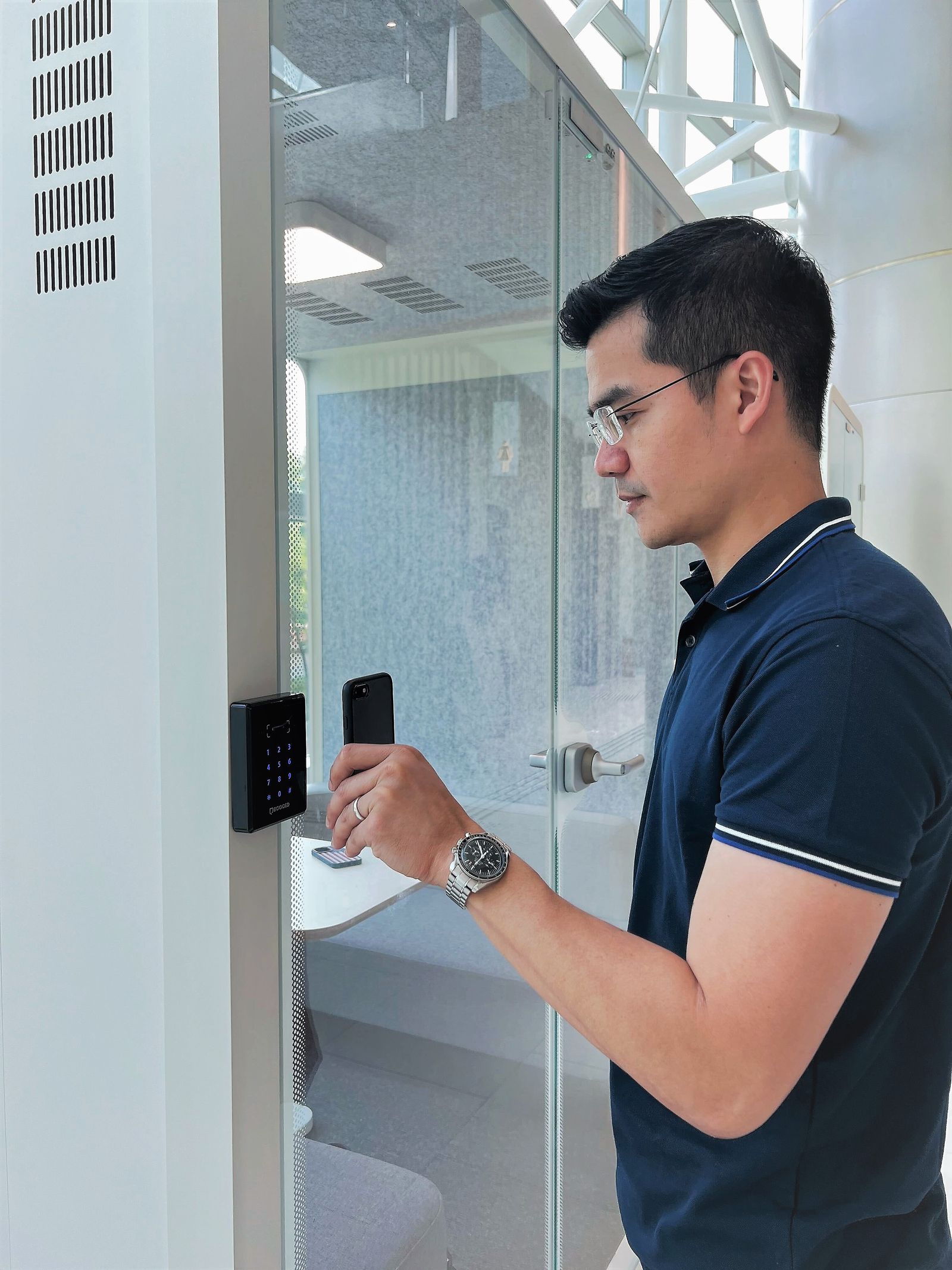 QUBIC Smart Booths: Powered by BOOQED