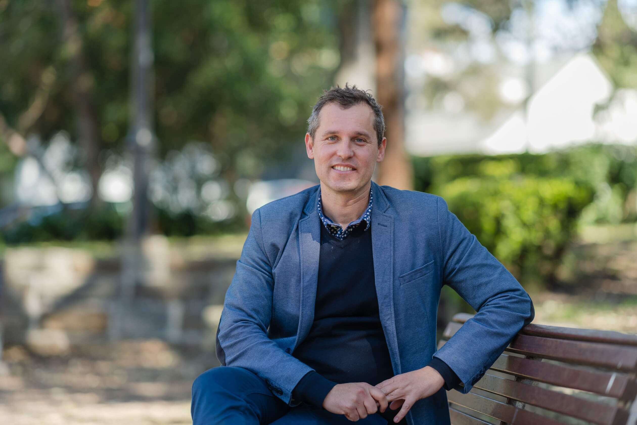 Leonardo Rocker | Quirky Kid Clinic