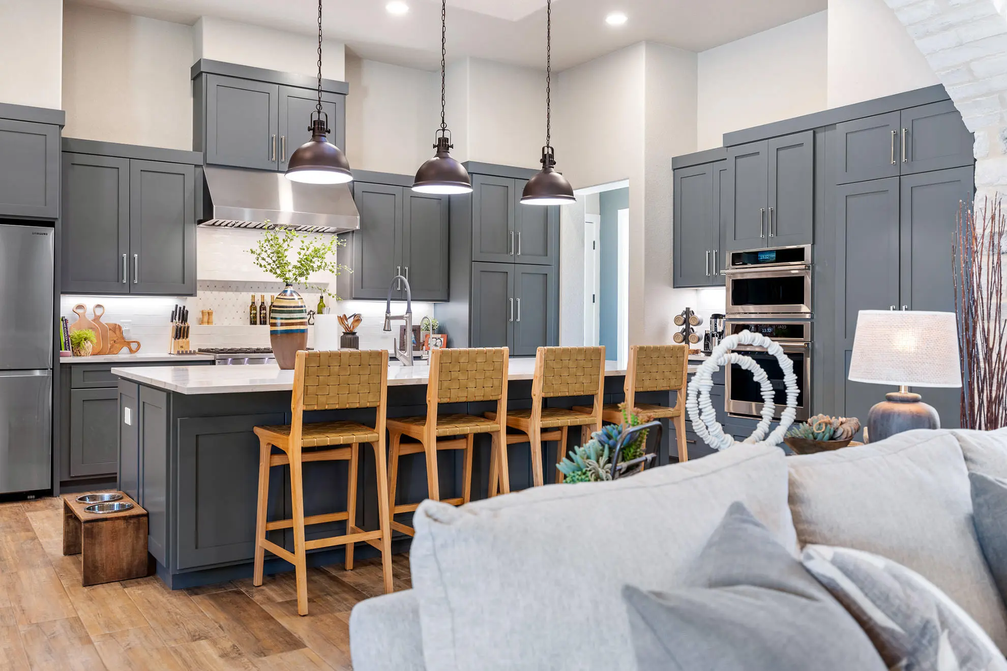 Discover the Charm of Powder Ridge: Image Tour