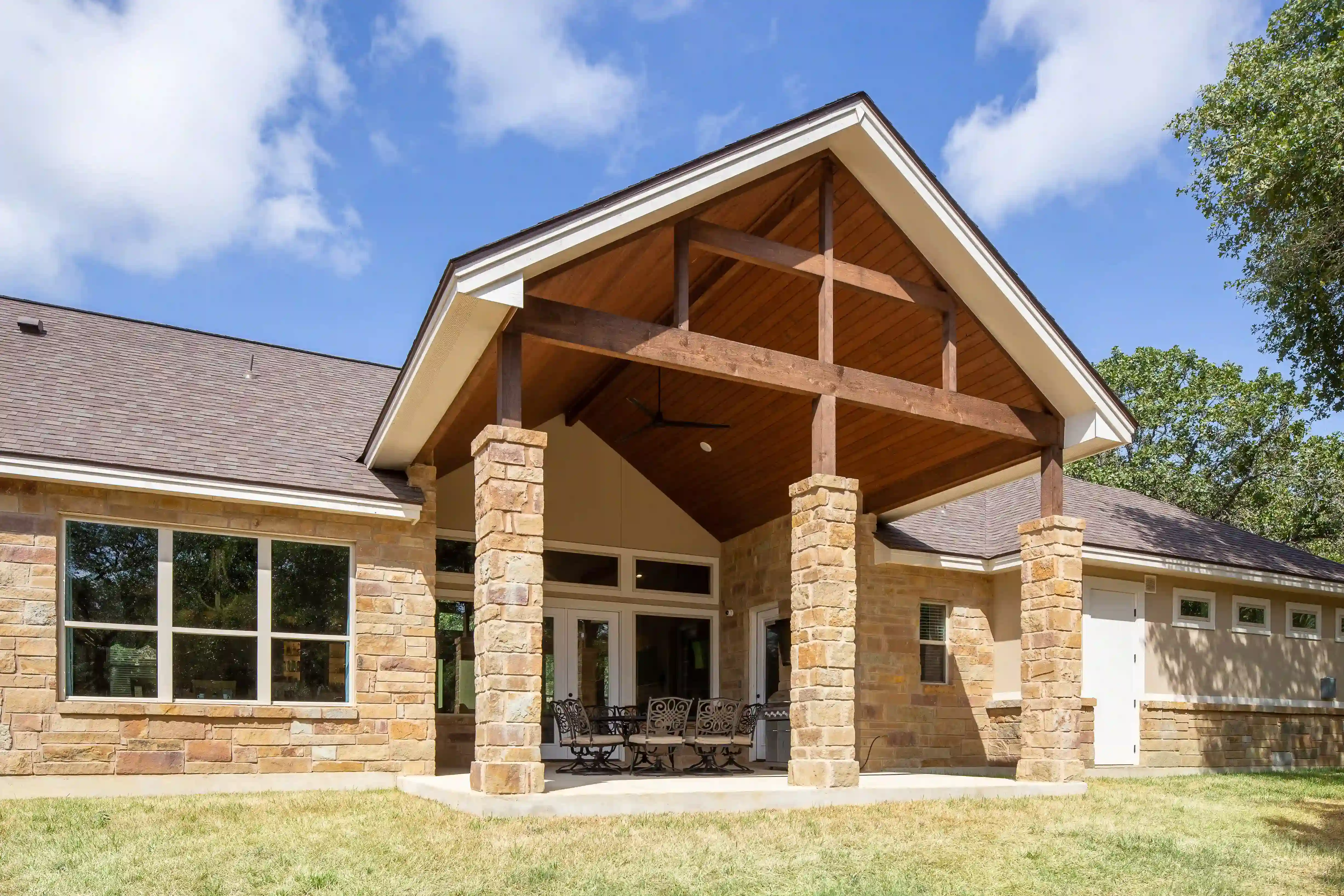 Cover Point: A Sheltered Beauty Photo Tour