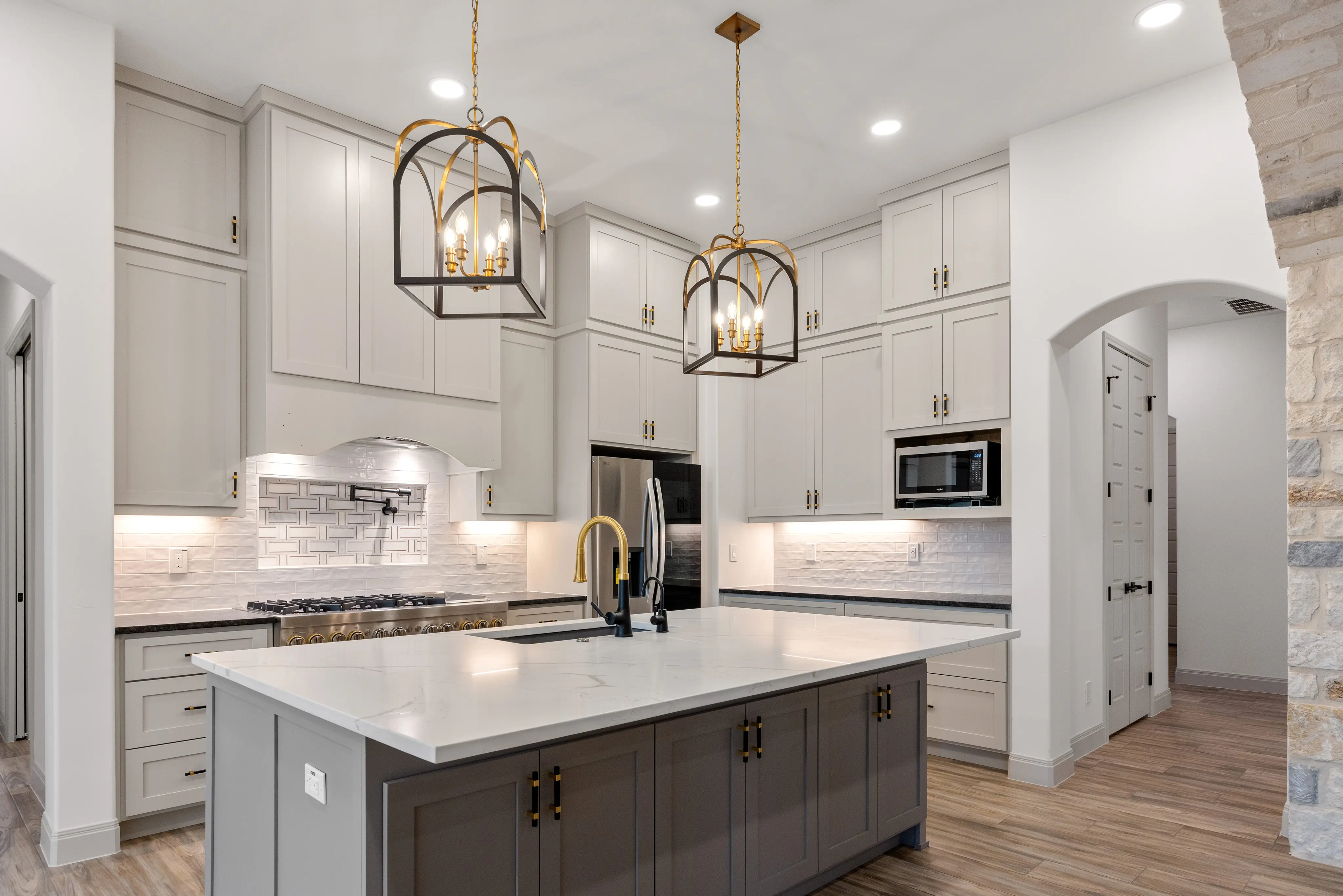 Dream Homes Gallery: Explore Elegant Design & Craftsmanship | KC Custom ...