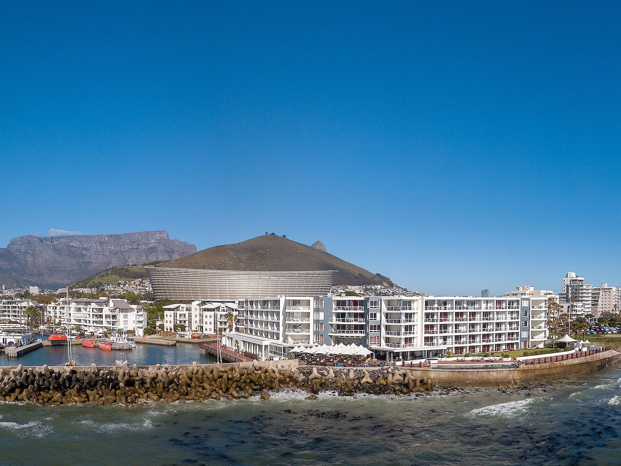 Radisson Blu Hotel, Cape Town | Namibia Tours & Safaris