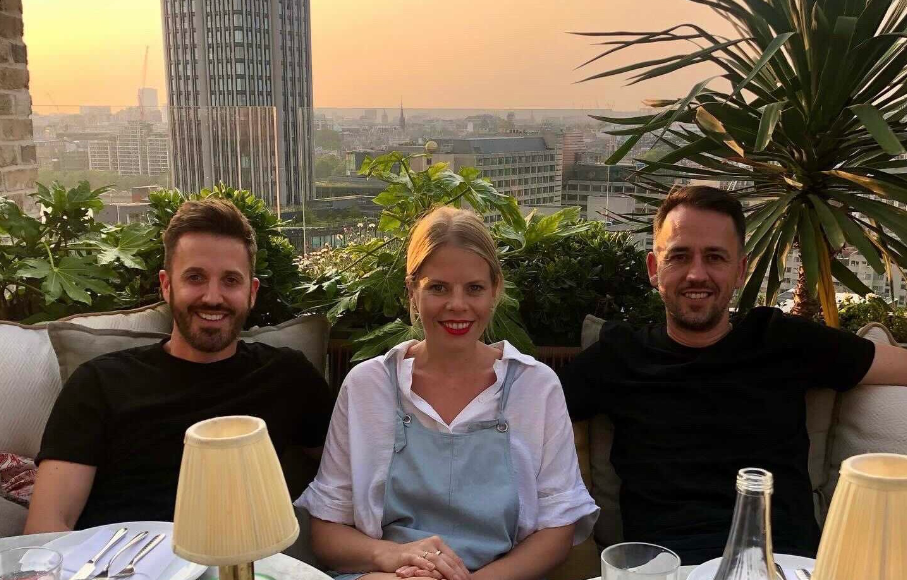 Brightsmith | Work: Branding | Nephew™