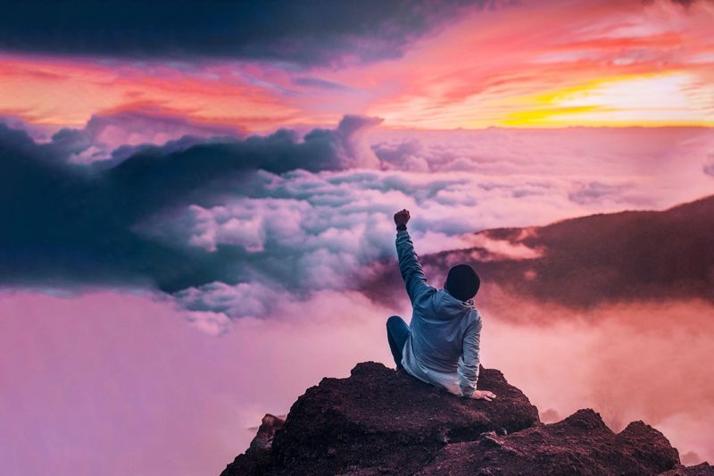 Weekly Wisdom: The Love of Christ | Pray.com