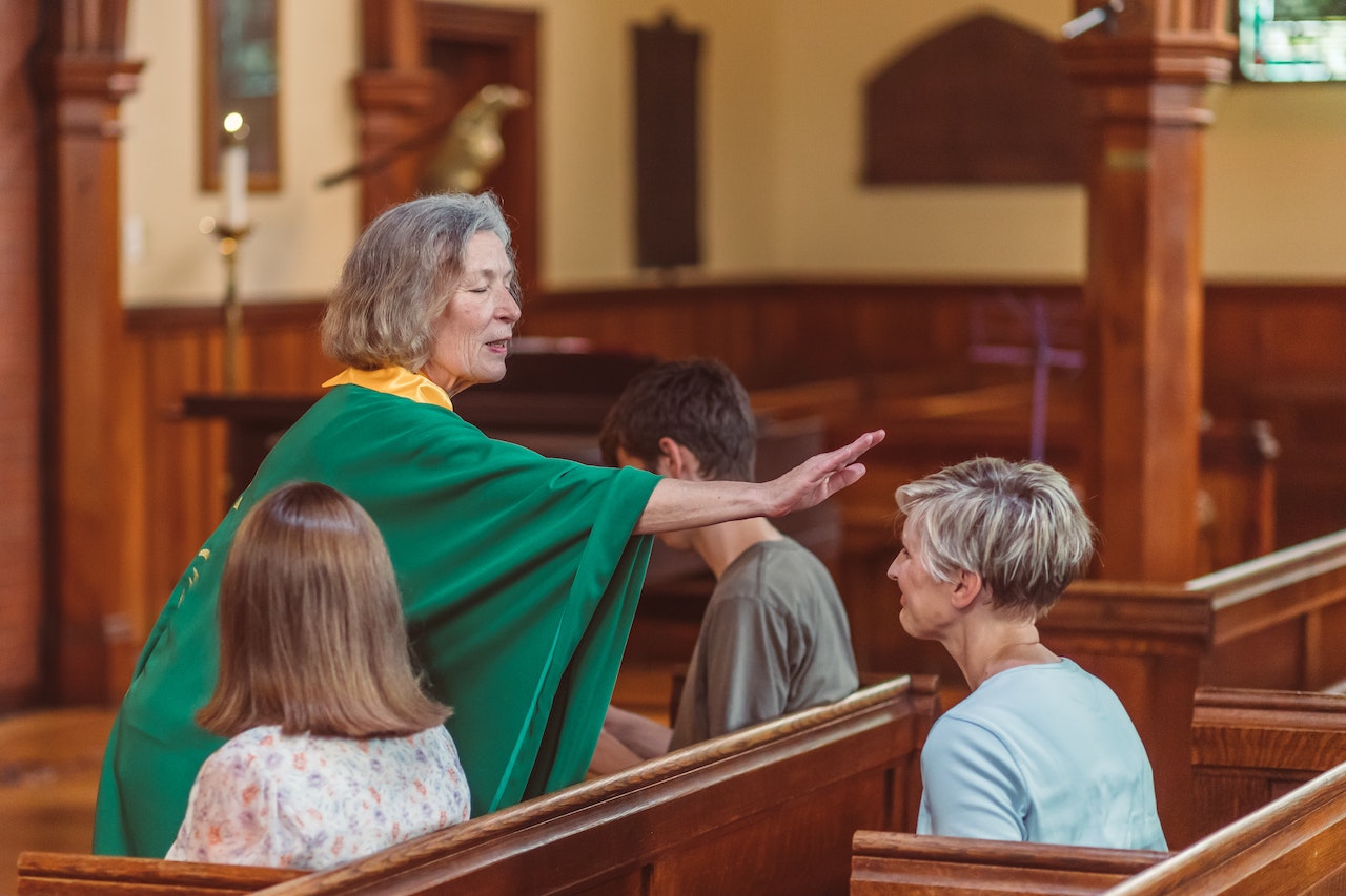 4 Bible Verses About Blessings Of God and How To Receive Them | Pray.com