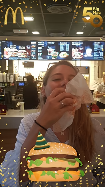 14 Best Snapchat Marketing Strategies & Growth Hacks for Brands (2024)