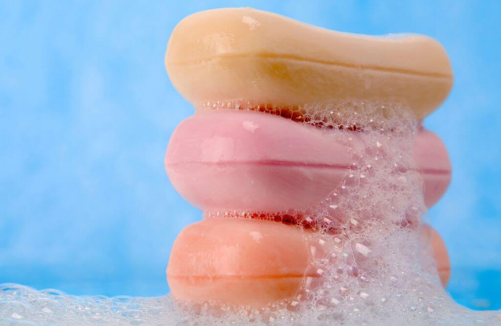 10 Important Do's and Don'ts To Follow With Invisalign - Smiles By ...