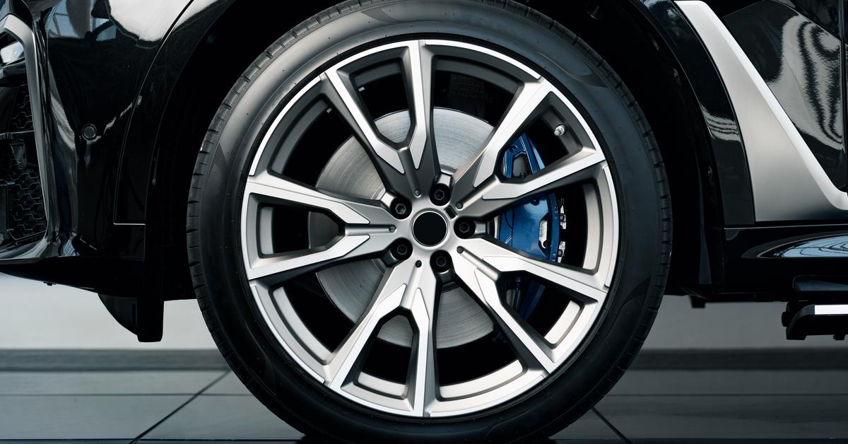 Best Tires For Chrysler 300 | CarShtuff