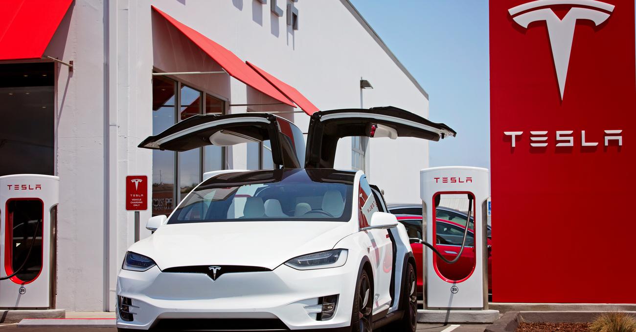 Tesla Model X Problems & Complaints: Are The Issues Worth Buying?