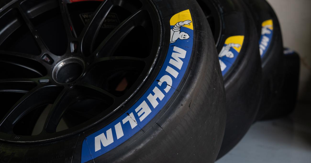 What Are Slicks Tires? | CarShtuff