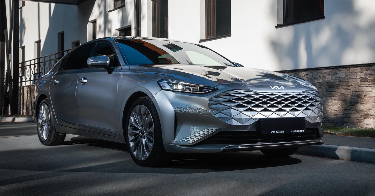 Tech-Heads Rejoice: The Most High-Tech Sedans on the Market