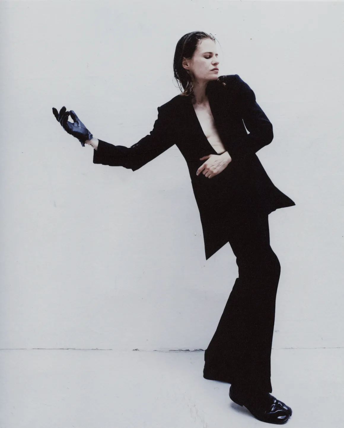 Christine and the Queens revient avec "PARANOÏA, ANGELS, TRUE LOVE"