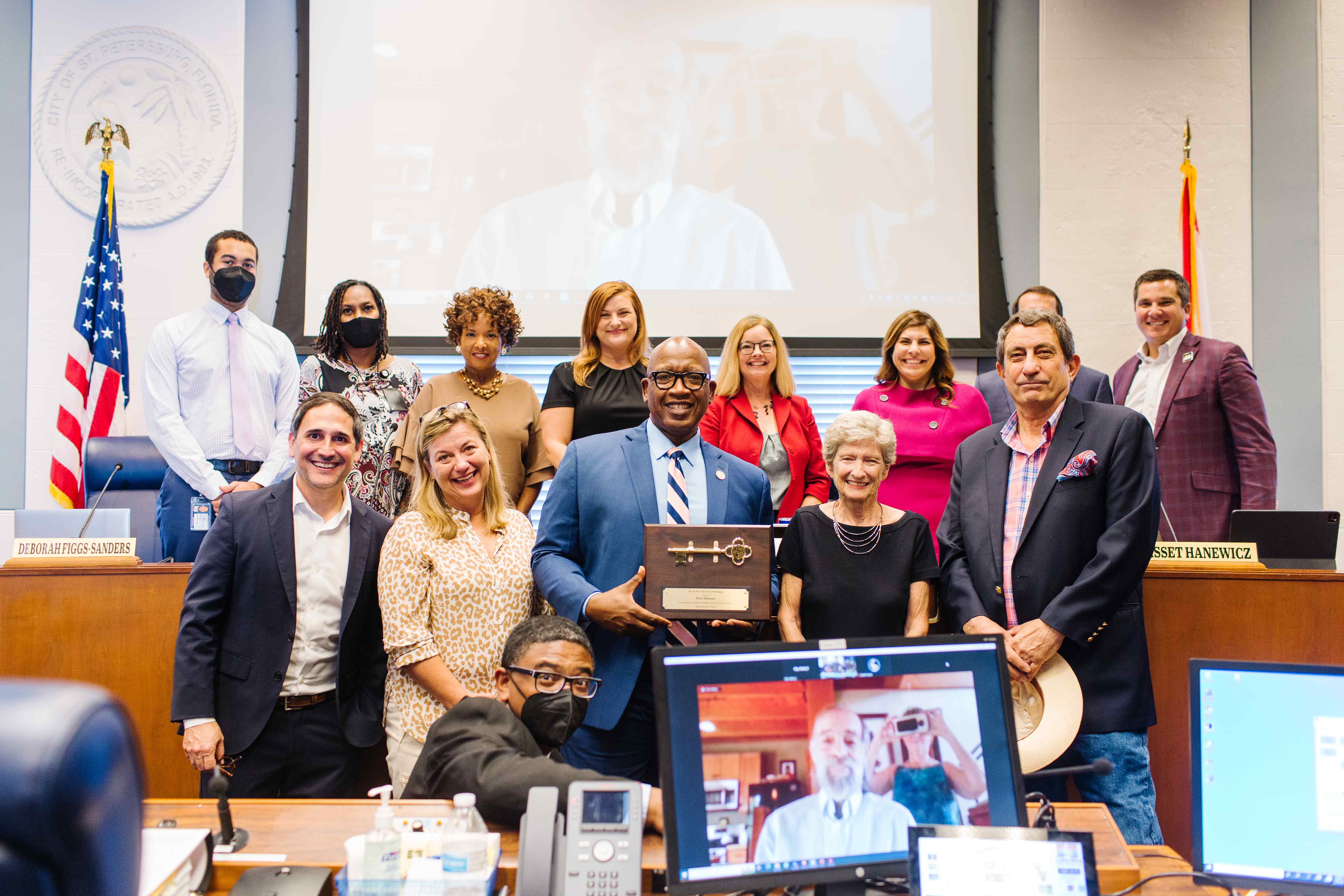 Founding Member Receives Key to City | Preserve the ‘Burg