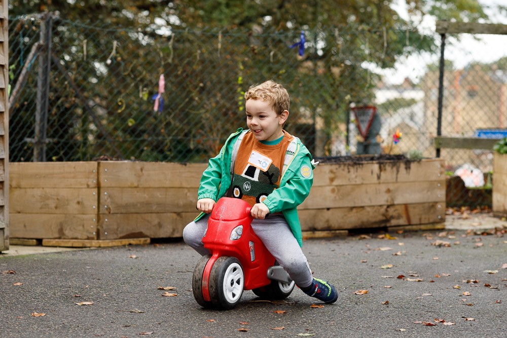 London day camps for children and teenagers | Camp Beaumont