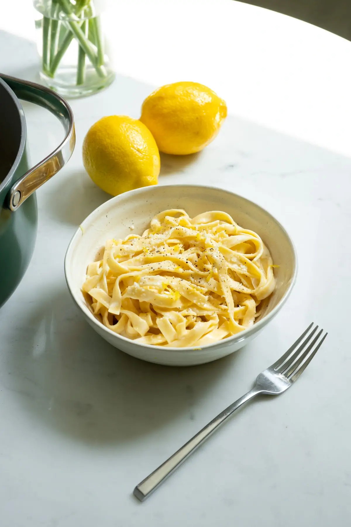 Creamy One Pot Lemon Pasta - Delicious Easy Recipe