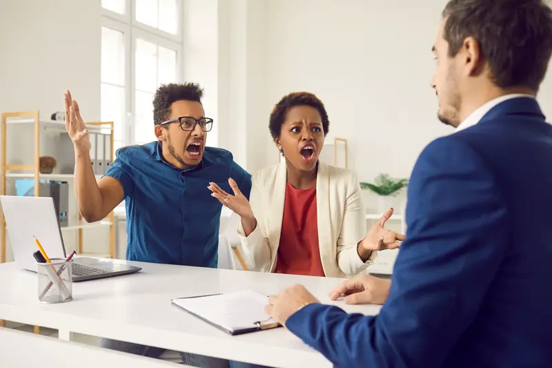 Signs of a Bad Manager (and how to deal with them!) | Healthy Gamer
