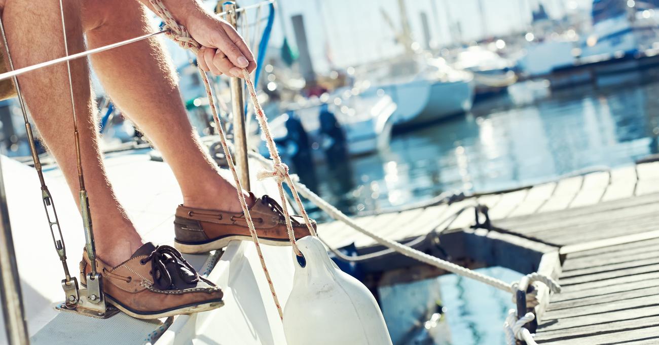 How To Get Out Of A Boat | LakeWizard