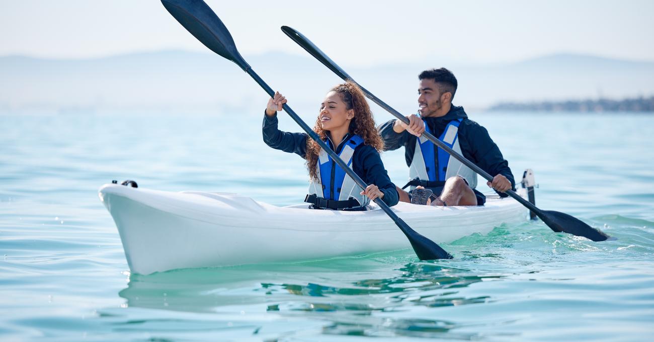 Why Is Lake Boating Fitness Trending Among Enthusiasts?