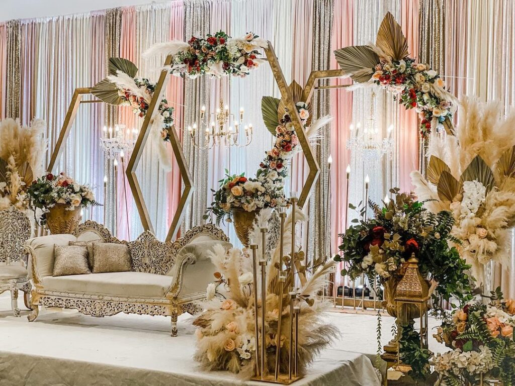 Simple Stage Designs For Wedding