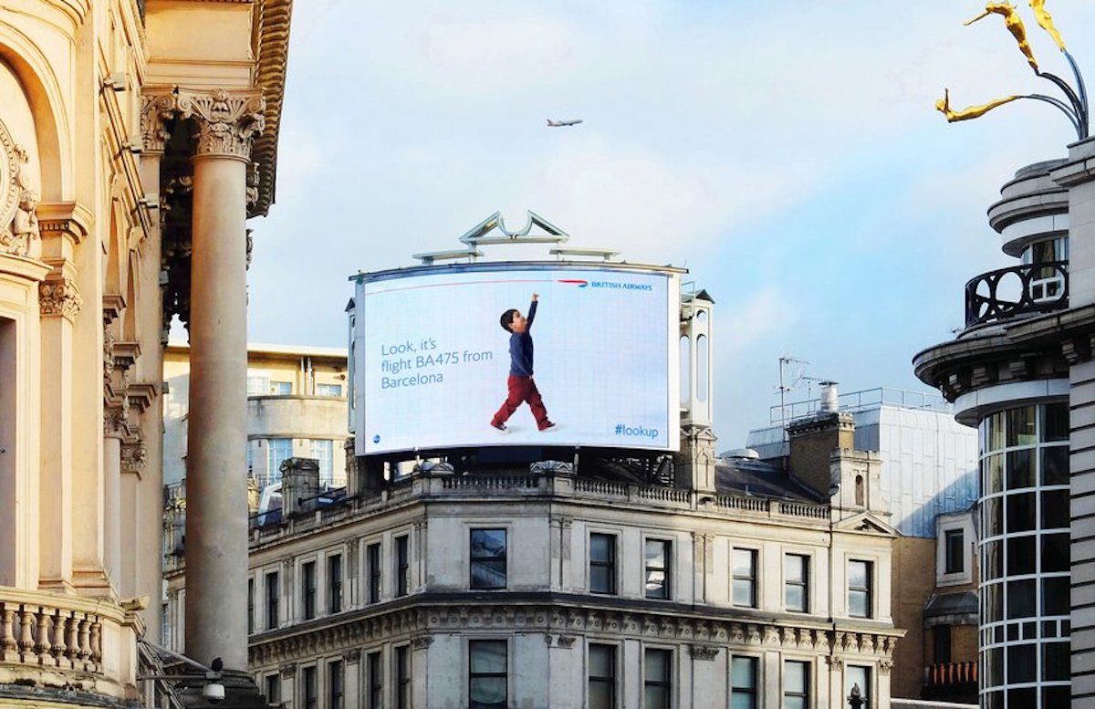 The Expert Guide to Digital Out Of Home (DOOH) Advertising