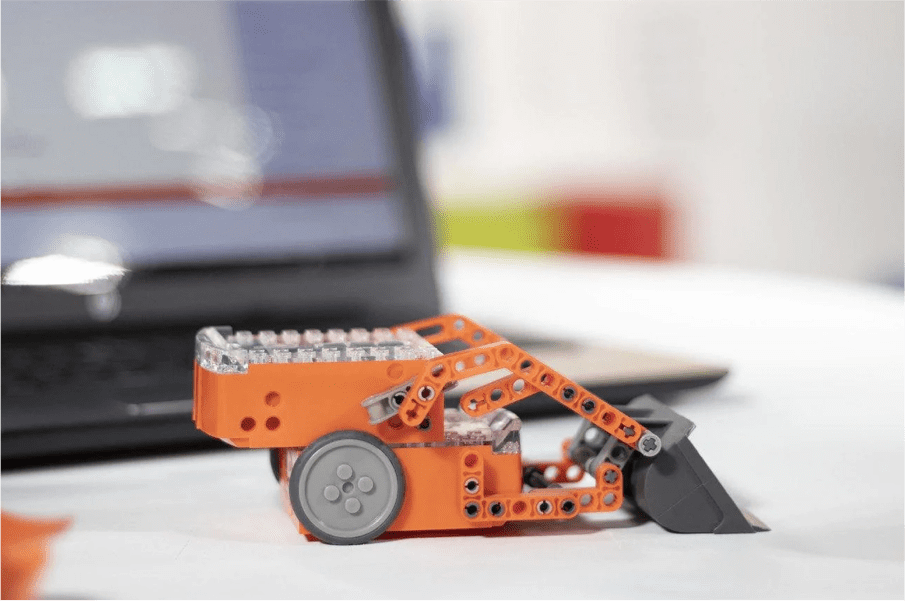 Code, Create, Learn | Unleash the Future with Edison Robots