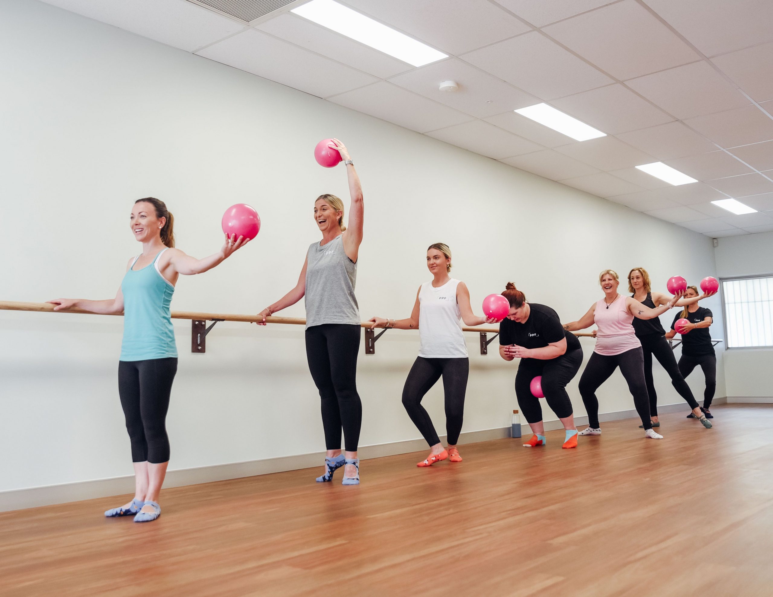 Benefit 1: Assist in varying fitness goals, such as weight loss.