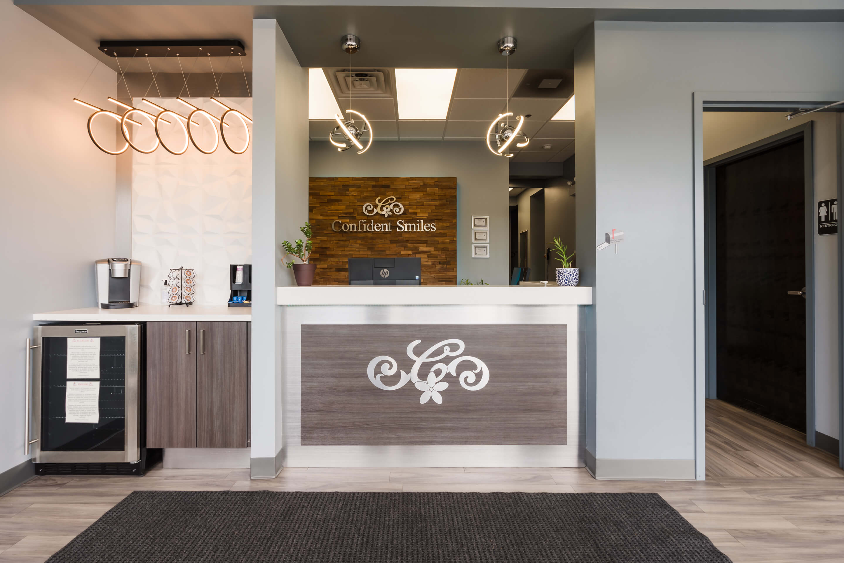 Local Dentist in Downtown Chicago, IL | Confident Smiles