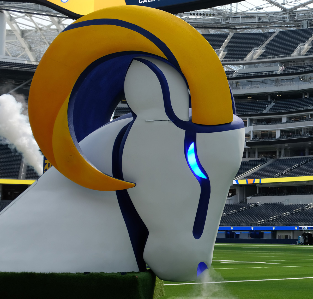 LA Rams – Player Entrance | Production Club