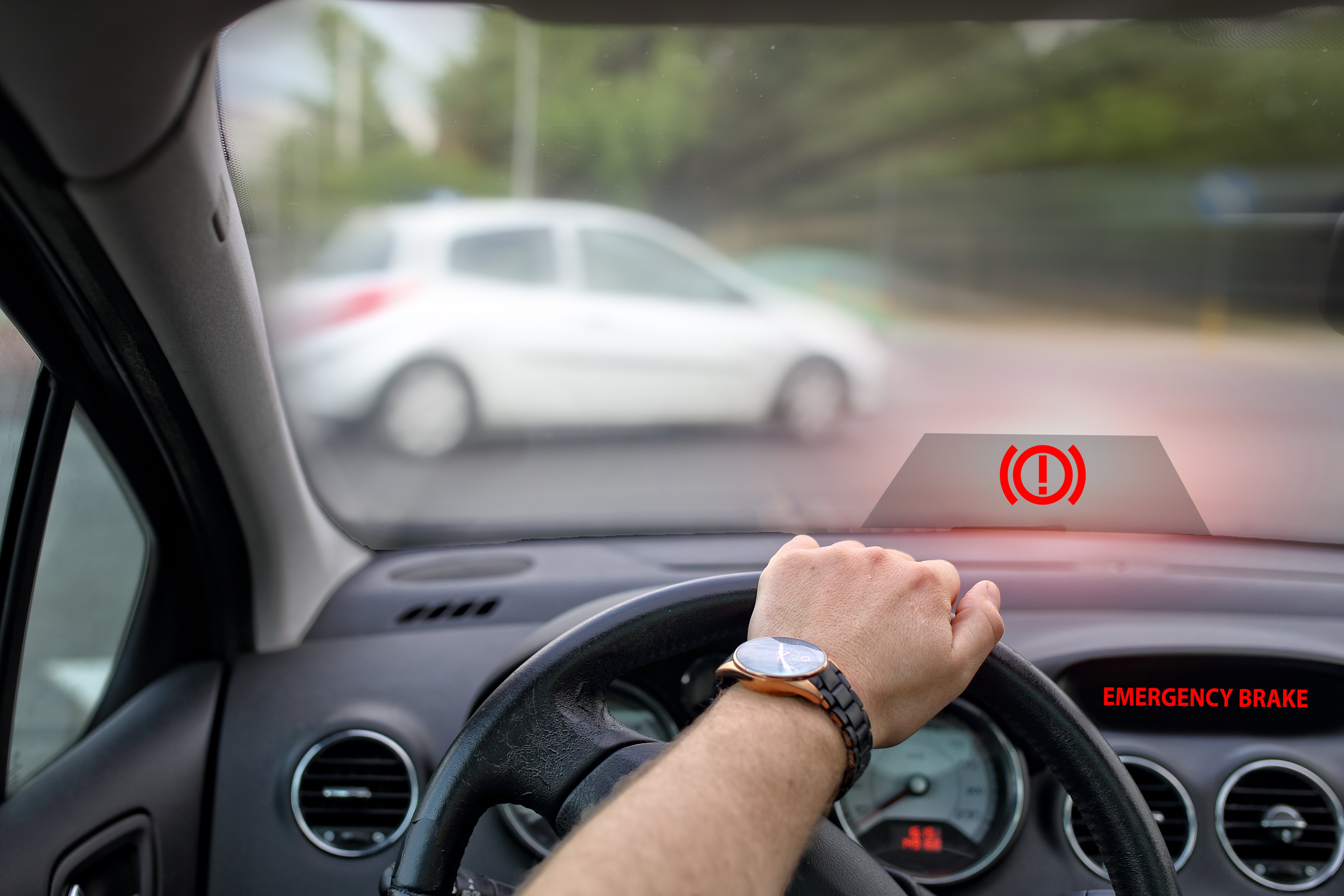 How Forward Collision Warning Prevents Accidents